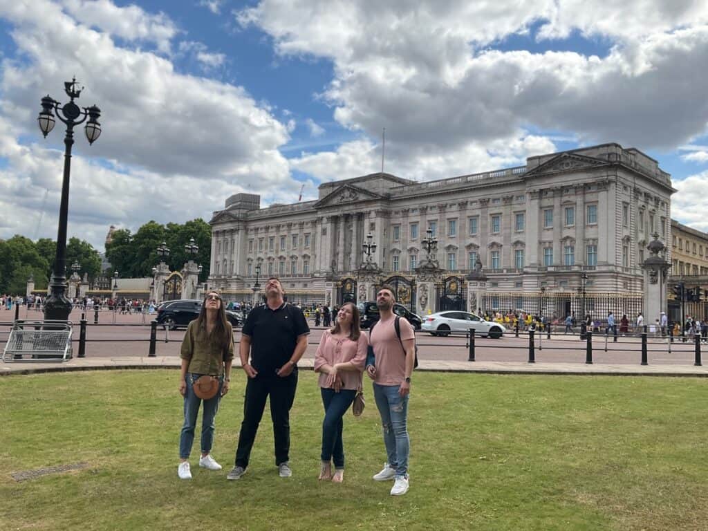 The Royal Quest | London Treasure Hunt | Team Tactics